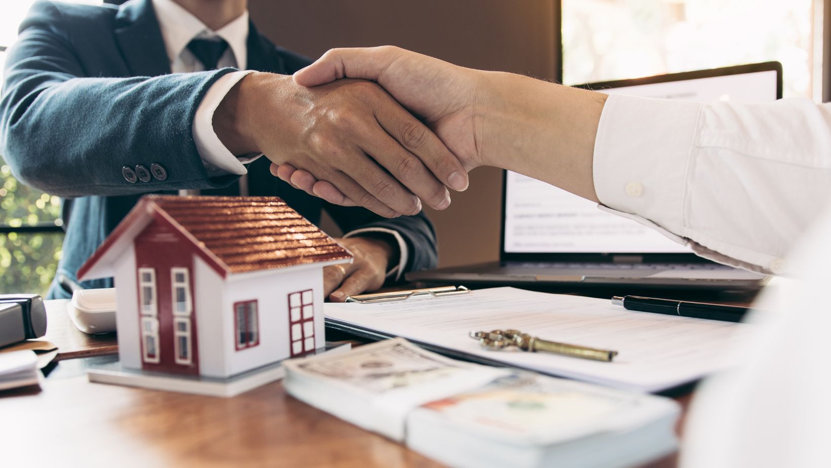 7 Essential Questions to Ask Before Signing a Real Estate Contract ...